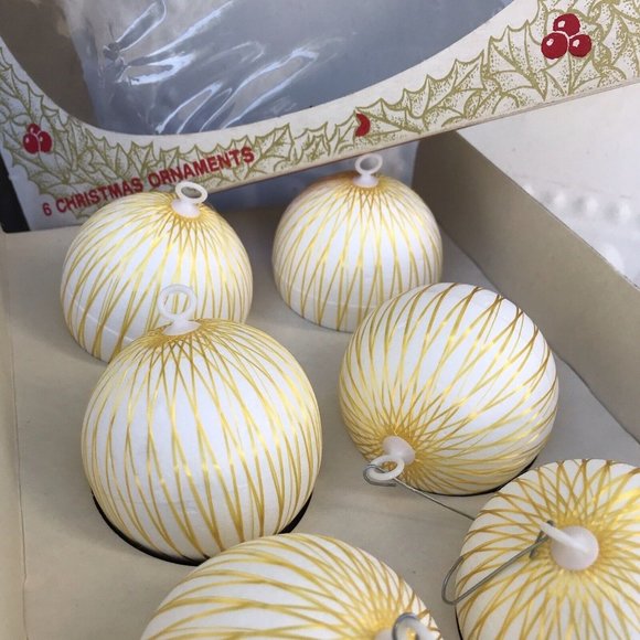 Holiday | Vtg Box 9 Shiny Brite Mcm Ornament Styrofoam Gold Silk Geo ...